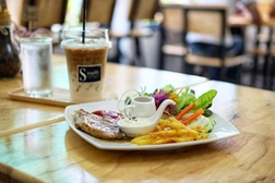 Simplify coffee & bakery