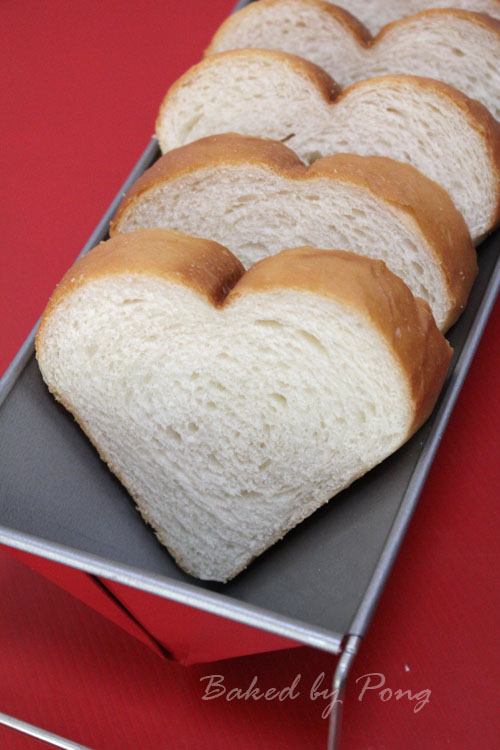 Bloggang.com : Baked by PonG : Milk Bread ( many flavors)