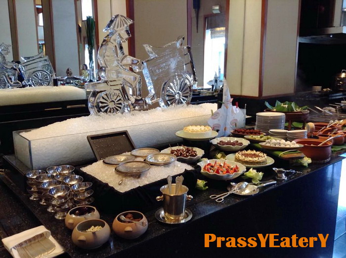 Colonnade - Weekday Lunch Buffet