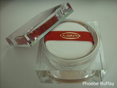 Bloggang.com : Phoebe Buffay : Clarins Face Powder