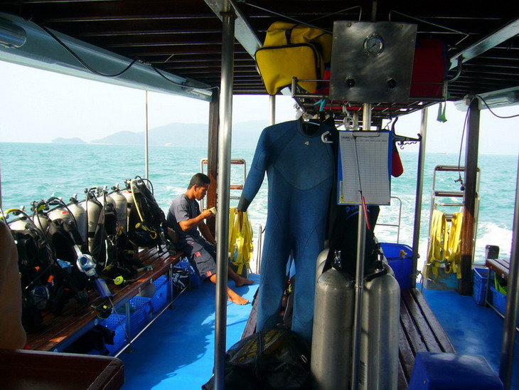 Reef Cruiser & Dive sites เรือรีฟ ครุยเซอร์ และจุดดำน้ำ