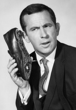 BlogGang.com : : POGGHI : Get Smart : Maxwell Smart ฟื้นคืนชีพ