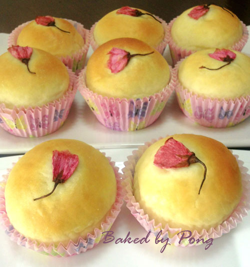 Bloggang.com : Baked by PonG : Sakura Bread