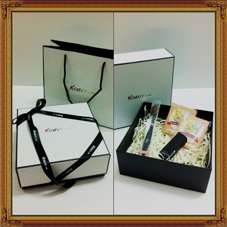 Open Konvy Gift Box & Review : Nars Audacious Lipstick & Oni Super Soft ...