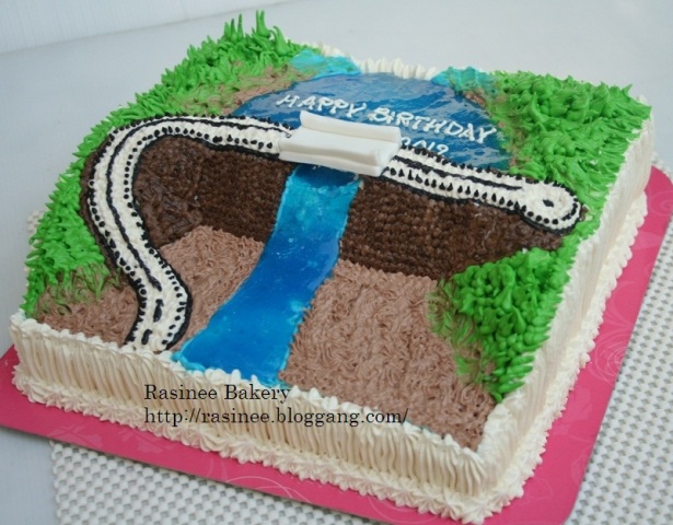 Small dam cake