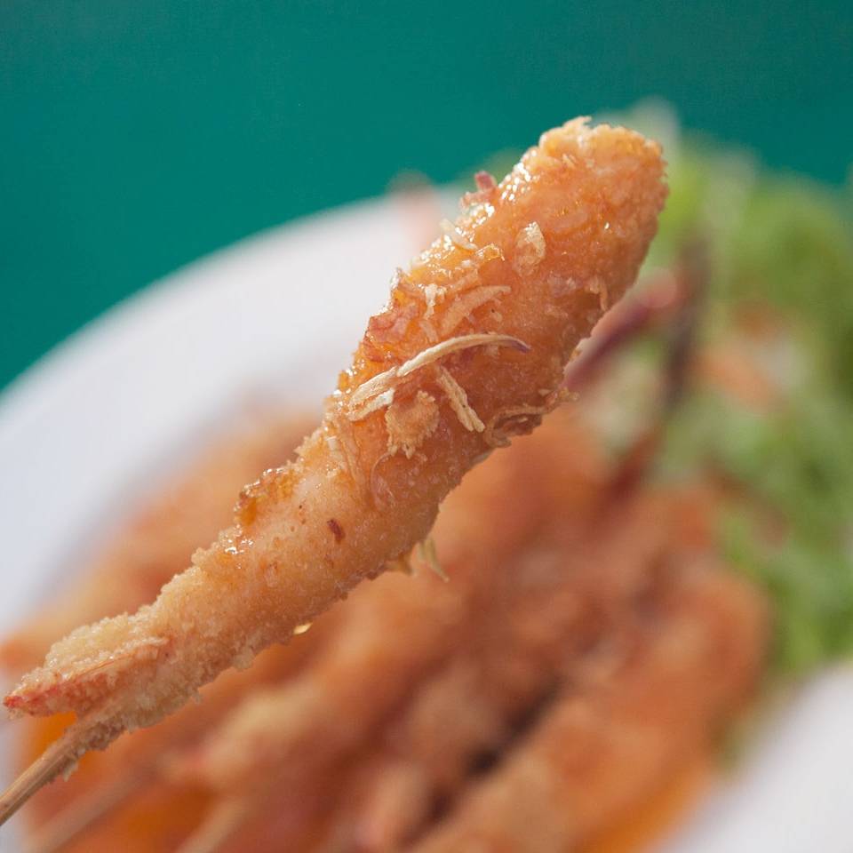 คุ้มเรือแก้ว ชิลล์บรรยากาศริมน้ำ อร่อยล้ำกว่าใครกับหลากเมนู