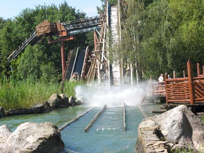 ไปเล่น ของ เล่น ที่ Parcs Astérix กัน