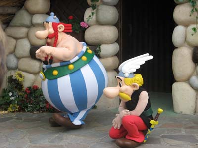 ไปเล่น ของ เล่น ที่ Parcs Astérix กัน