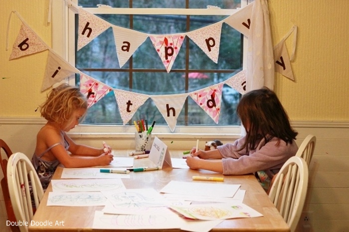 Double Doodle Art - วาดทีละ 2 มือ