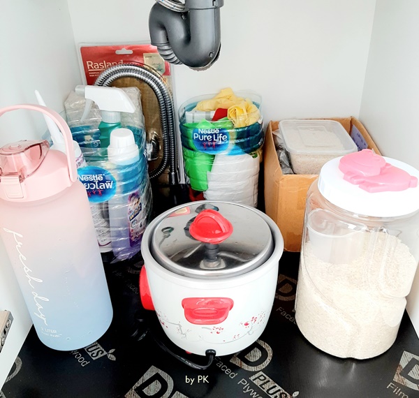 Minimal...own less, live more.