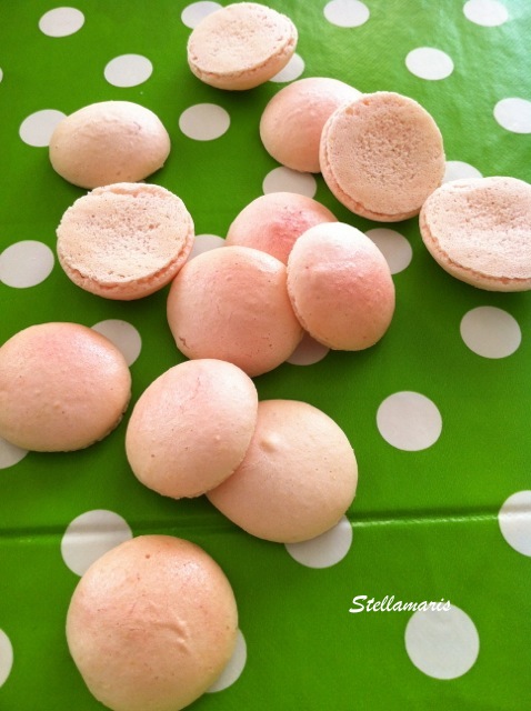 Macarons...มาการอง อยากลองดู