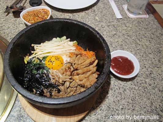 ชวนไปชิมอาหารเกาหลีที่ห้องอาหาร Konju และดื่มกันที่ Loop Terrace & Bar ...