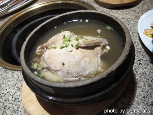ชวนไปชิมอาหารเกาหลีที่ห้องอาหาร Konju และดื่มกันที่ Loop Terrace & Bar ...