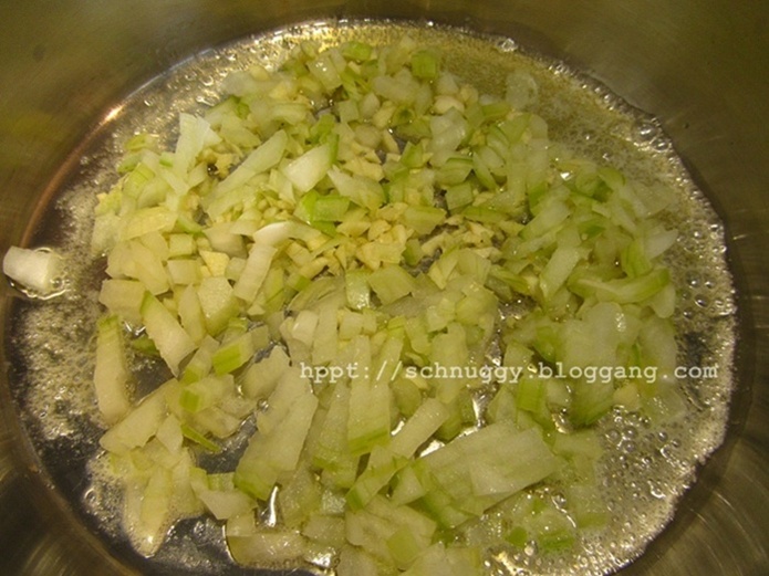 Food For Fun :: Hot Wok Mission # 9 ๐๐๐๐๐ Bombardoni Rigati ใส้ผักโขมอบชีส