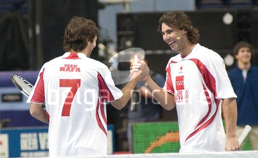 " Friends of Iker vs. Friends of Rafa ": Friendship, Fun and Saving ...