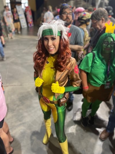 เหล่าฮีโร่สาวสุดหัวใจ และ นักแสดงคอสเพลย์สุดสร้างสรรค์บุกงาน Greater ...