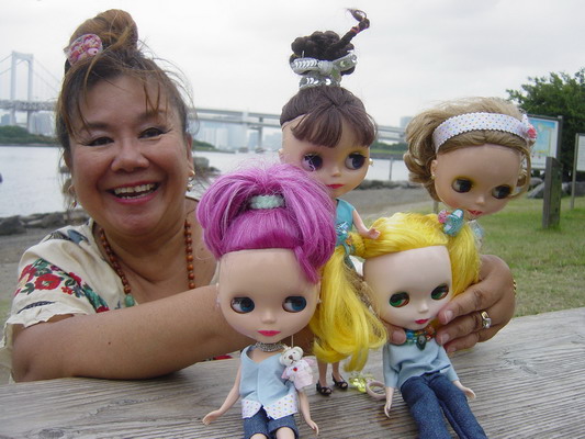 พา Blythe ไปเที่ยวนอกสถานที่