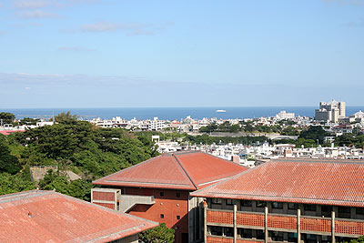 ไปเดินห้างกันในวันฟ้าใส ที่ Naha Main Place