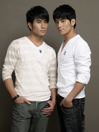 牽著妳 (Qian Zhe Ni) จะจับมือคุณไว้ - 2moro