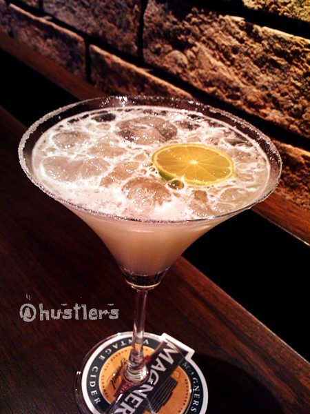 Hustler @ Times Square ; Asoke