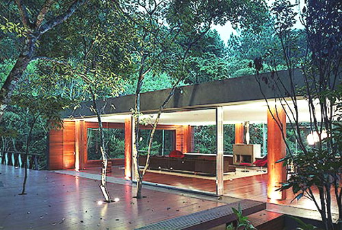 นิยามใหม่ของบ้านต้นไม้ : Steel Tree House - Decor Report