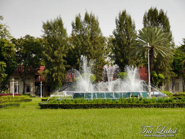 Tui Laksi ۩۩ พระที่นั่งวิมานเมฆ และ พระที่นั่งอภิเศก