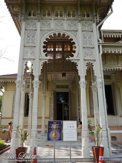 Tui Laksi ۩۩ พระที่นั่งวิมานเมฆ และ พระที่นั่งอภิเศก