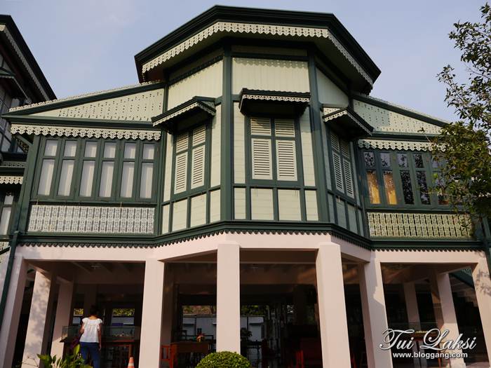 Tui Laksi ۩۩ พระที่นั่งวิมานเมฆ และ พระที่นั่งอภิเศก