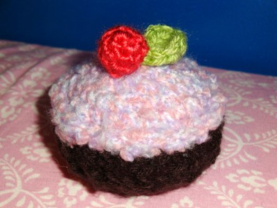 Crochet: Mini cakes.