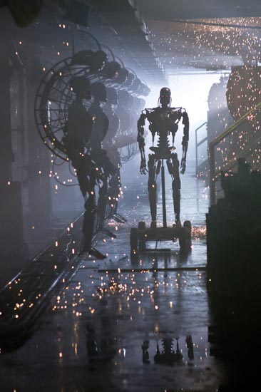 Terminator Salvation : เมื่อครั้งนี้ Mcdonald ขอให้ท่านที่ซื้อชุด Happy ...