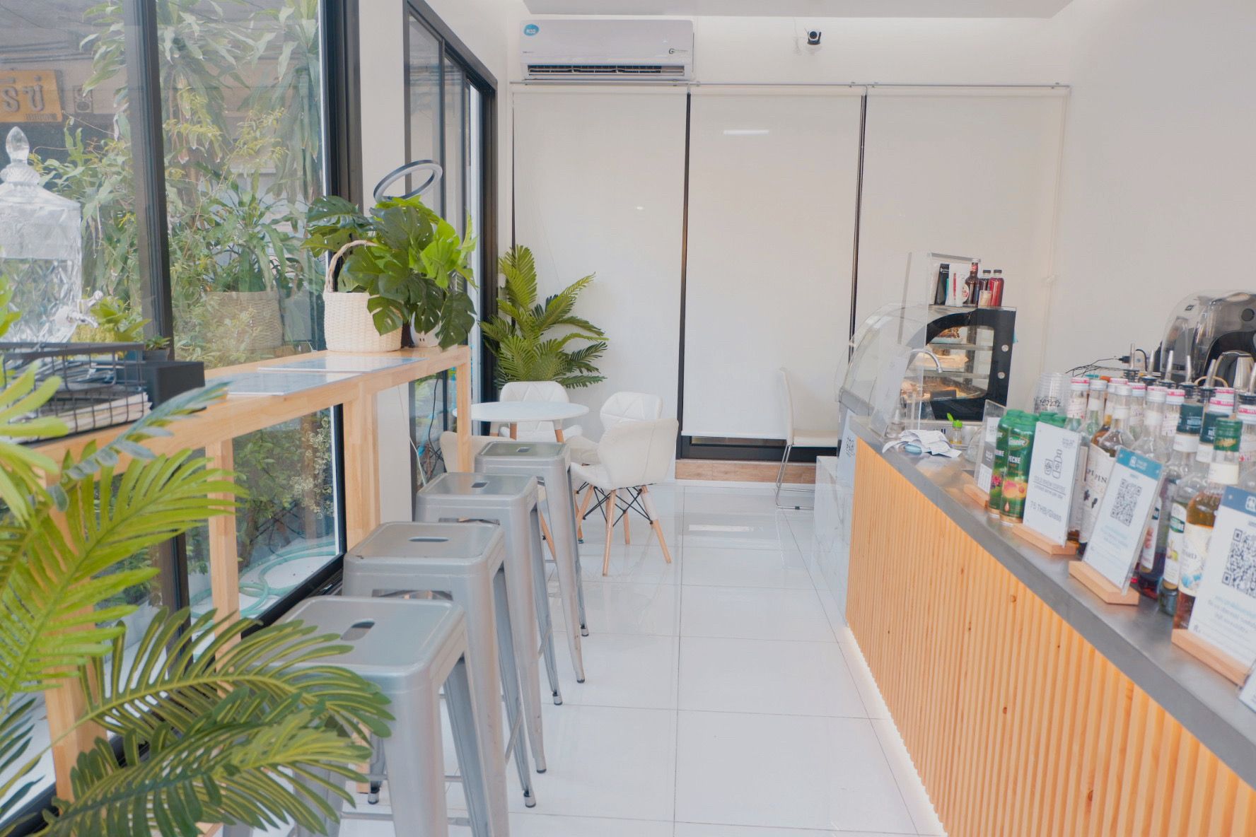 [Review] คาเฟ่มินิมอลเปิดใหม่ สไตล์ญี่ปุ่น ย่านบางนา "Nanami Cafe - ななみ"