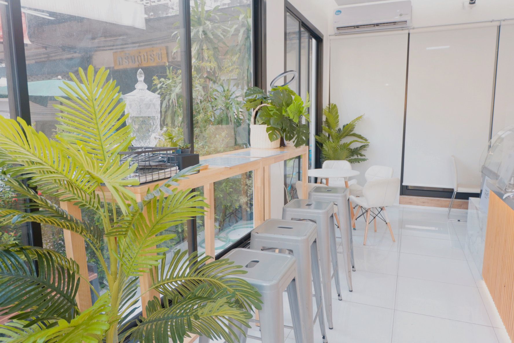 [Review] คาเฟ่มินิมอลเปิดใหม่ สไตล์ญี่ปุ่น ย่านบางนา "Nanami Cafe - ななみ"
