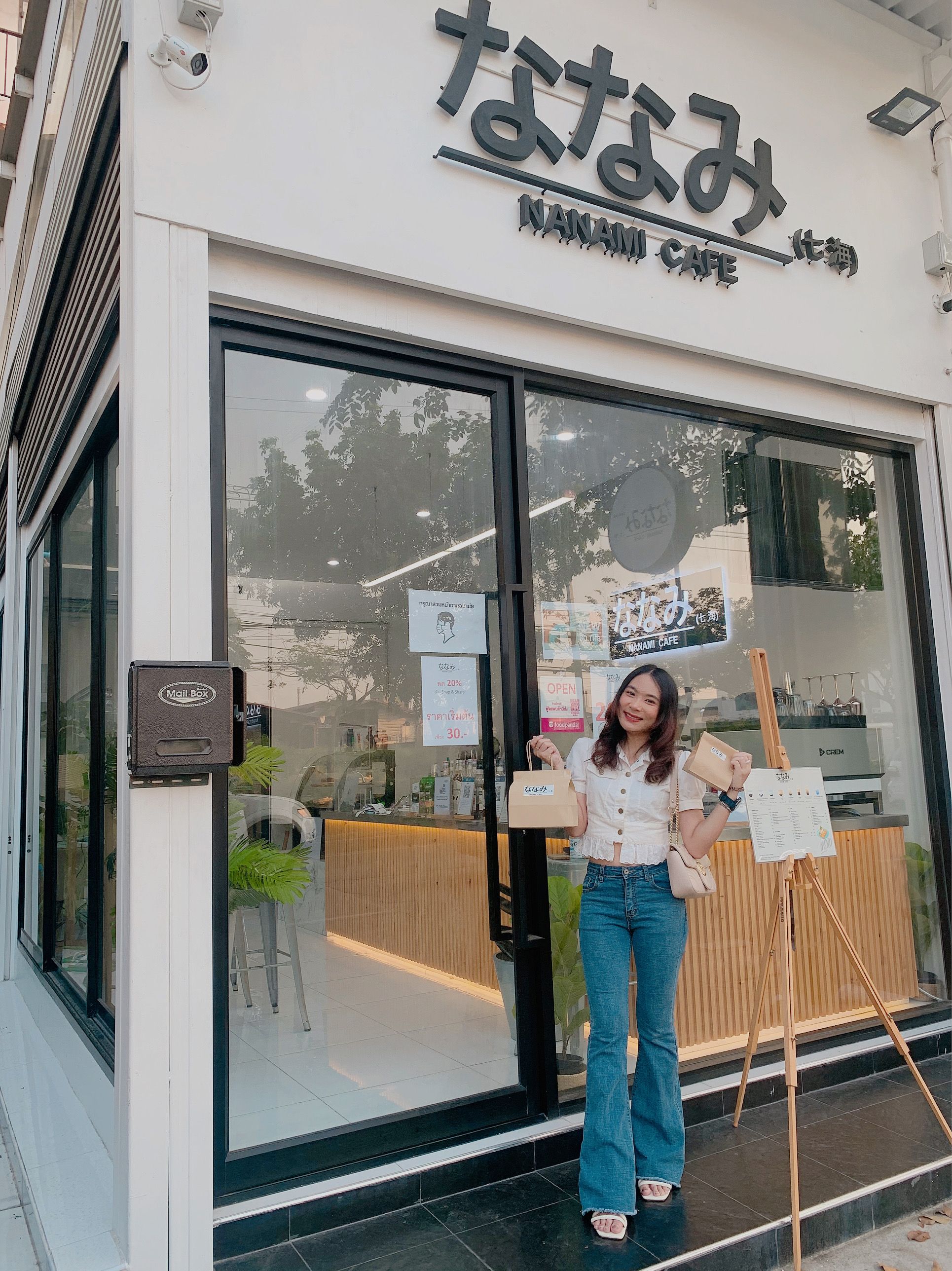 [Review] คาเฟ่มินิมอลเปิดใหม่ สไตล์ญี่ปุ่น ย่านบางนา "Nanami Cafe - ななみ"
