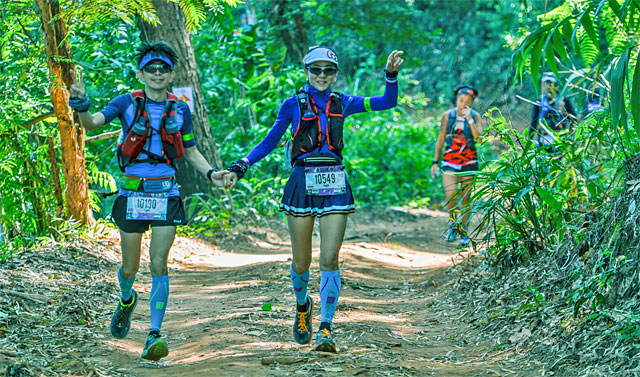 JOY RUNNING; 100km Pong Yaeng Trail 2017 (PYT100)