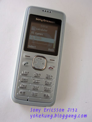 BlogGang.com : : yokekung - Review Sony Ericsson J132 มือถือสุดคุ้ม มี FM / ไฟฉาย / หูฟัง 3.5 ...